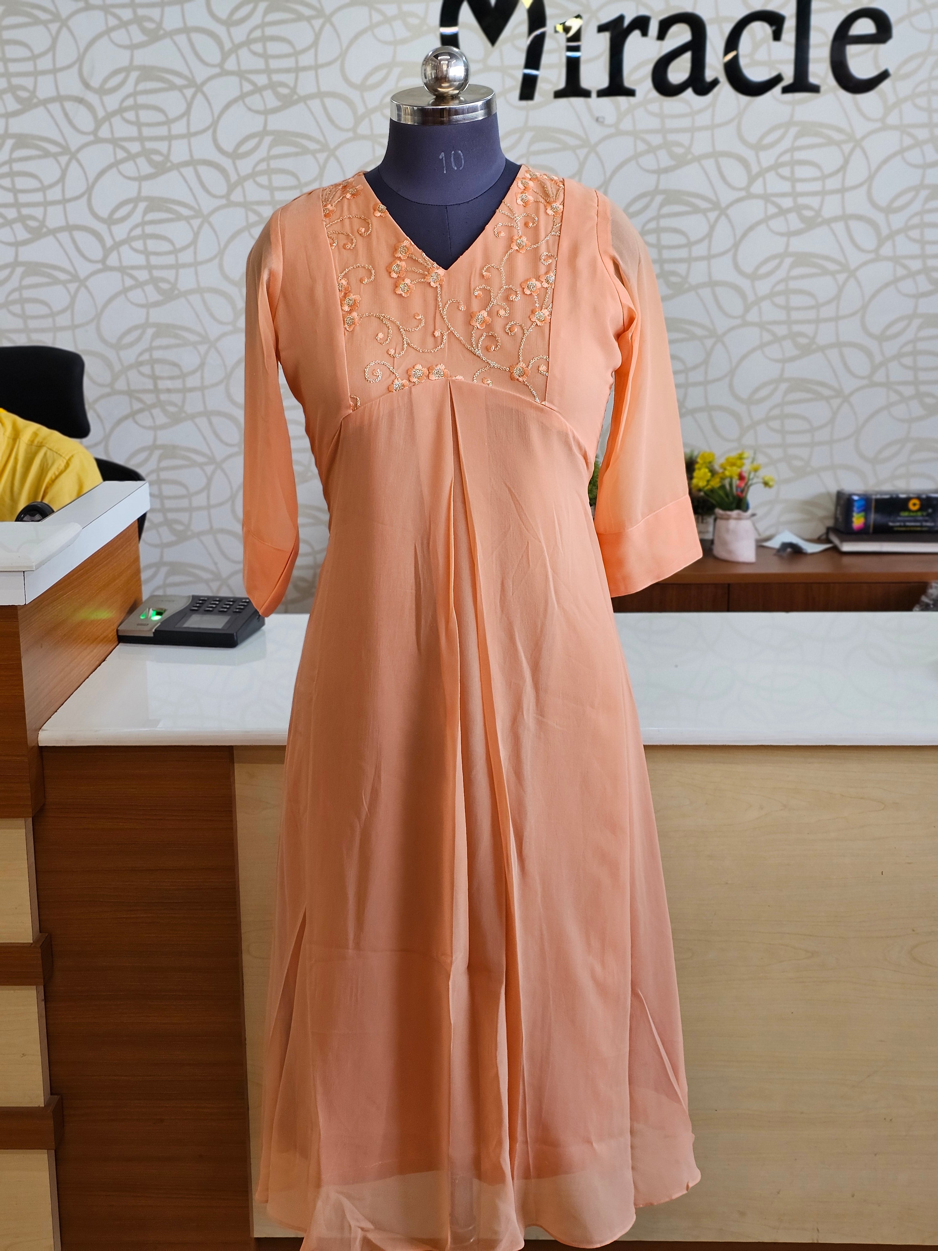 Aline top CS120 | Miracle Boutique